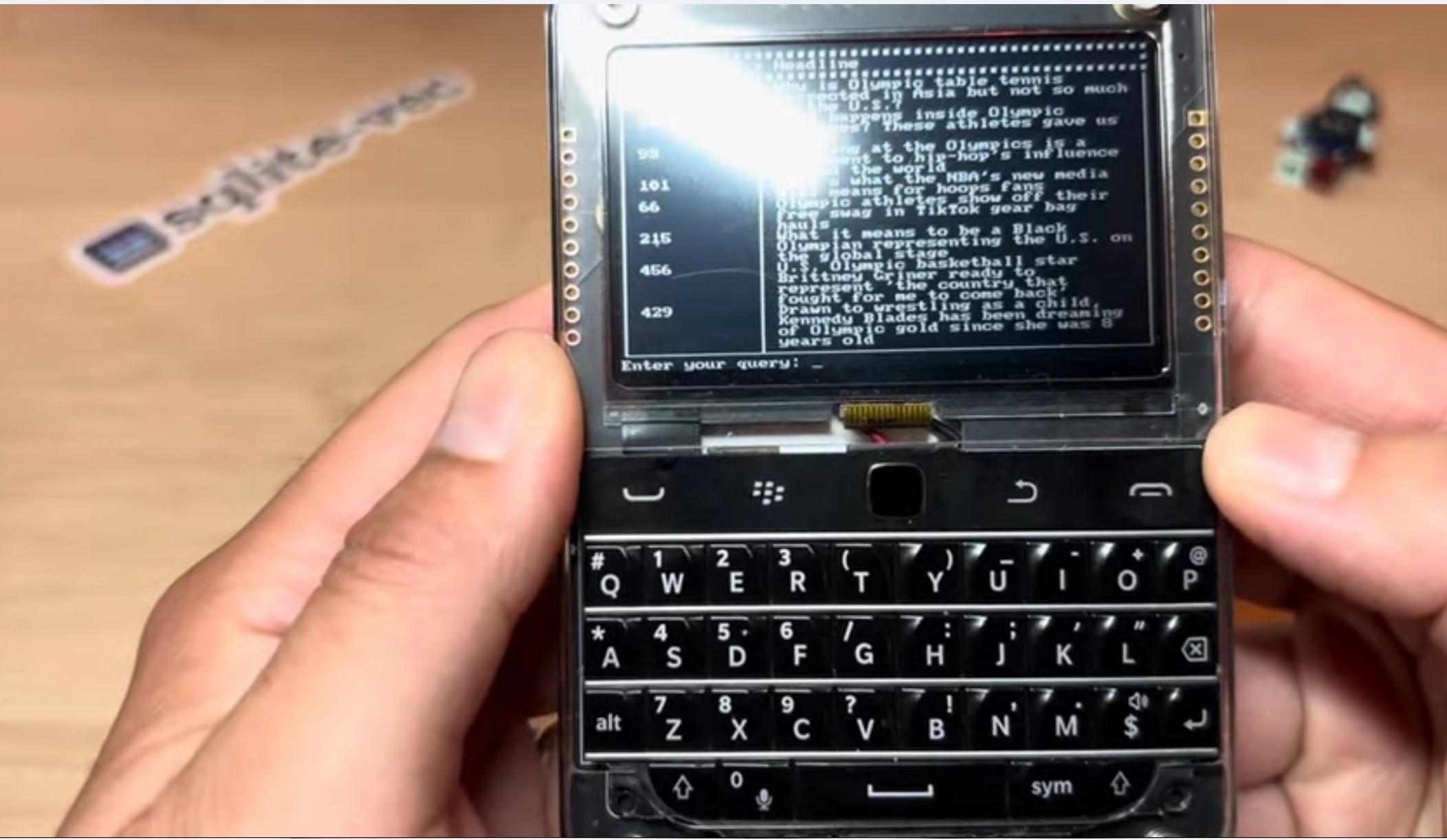 求索 的想法: Sqlite-Vec轻量型向量数据库来了 | sqlite-vec是一个用于向量搜索、无任何依赖的SQLite扩展，完全写在单个C文件中。它非常便携，适用于大多数操作系统和环境 ...