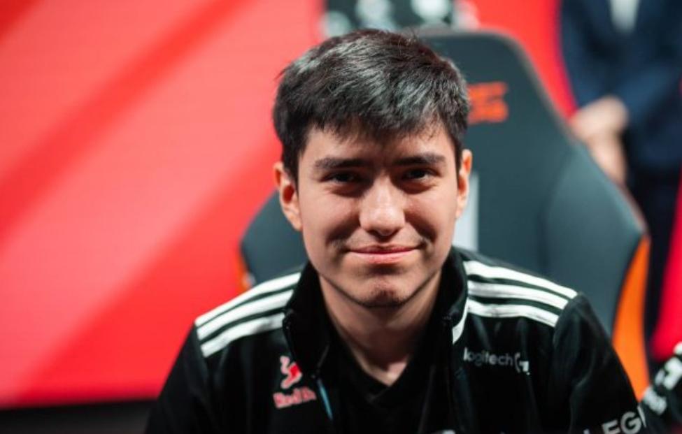 乖悟 的想法: 踩头老东家G2！Yike收获LEC6连冠 | 今天凌晨的LEC冬季赛决赛上，KC战胜对手G2夺得冠军，KC的打野Yike收获LEC 6连冠成就！具体如下：2023年出道，夏季赛 ...