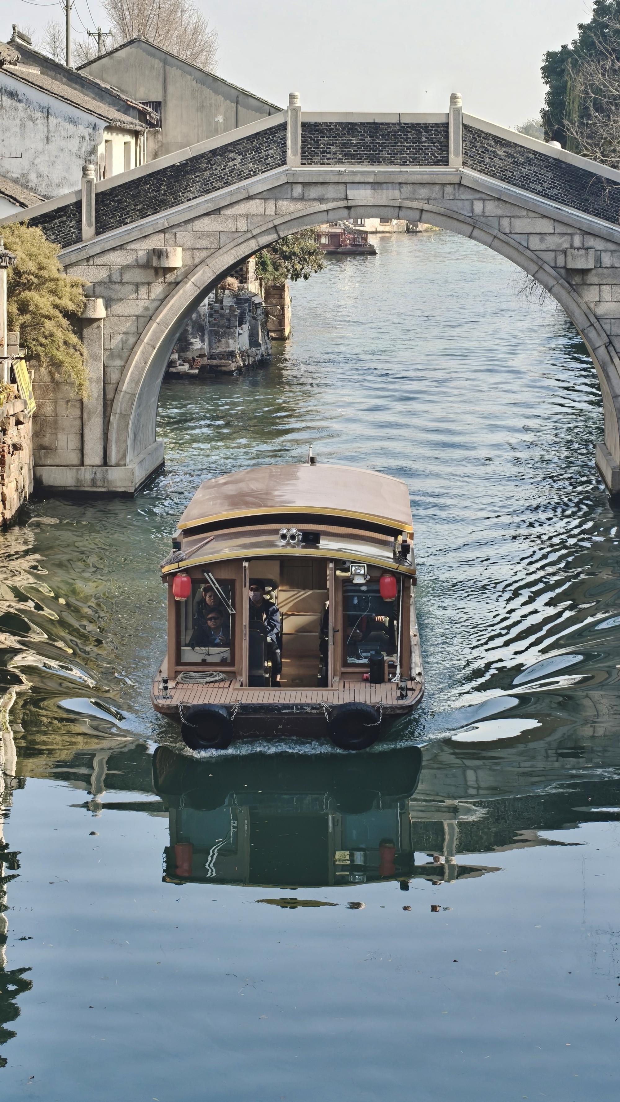 uuuu 的想法: 苏州游记 | 苏州园林闻名于世，但是我对苏州的兴趣远大于园林。本来是去北京玩，但是北京太冷了，转而去… - 知乎