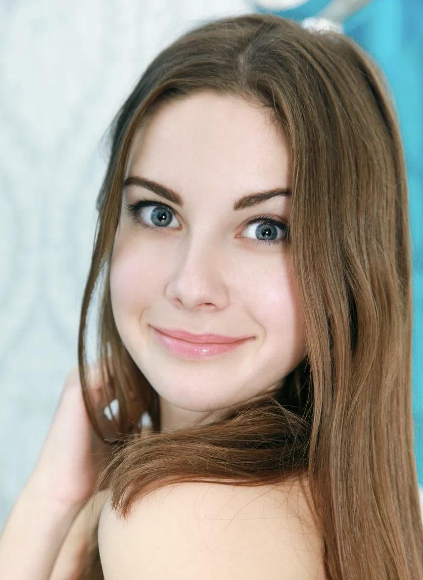 欧优鉴 的想法: 乌克兰模特Marta E，你认识她吗？ | Marta E，1993年1月18日生于乌克兰，身高176cm，体重55kg。她拥有淡… - 知乎