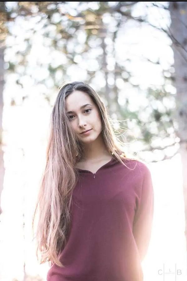 理工博士爱文史 的想法: 徐浩峰电影《箭士柳白猿》中有位女演员王燕妮Yenny Martin，饰演混血美女二冬，那种惊鸿一瞥的异域风情十… - 知乎