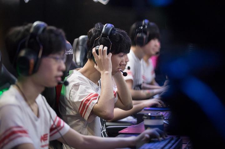 2016LPL春季季后赛Day4前瞻：A组春季赛告别战，QG vs WE - 知乎