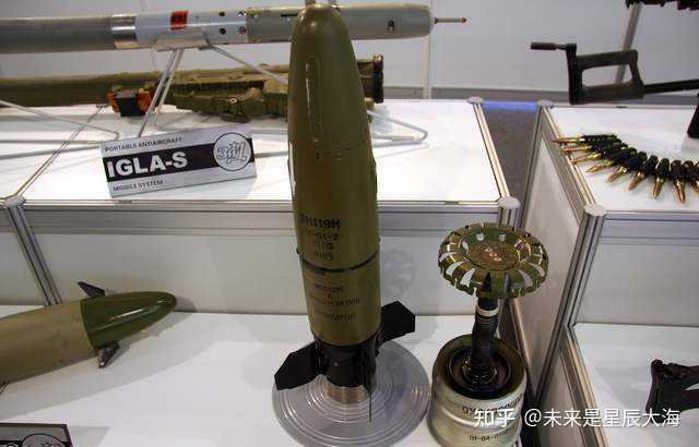 能否详细讲解一下T80系列坦克? - 知乎