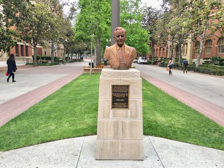 南加大(USC)的cs37咋样？ - 知乎