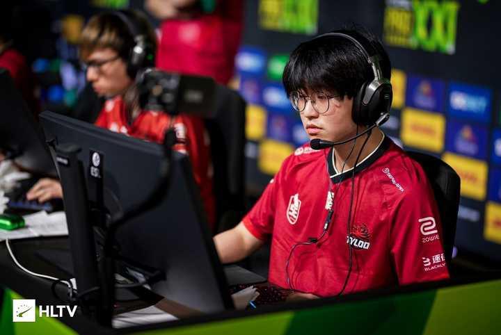 2025 ESL TYLOO 2:1 FLY 晋级正赛，如何评价这场比赛？对此你有什么想说的？ - 知乎