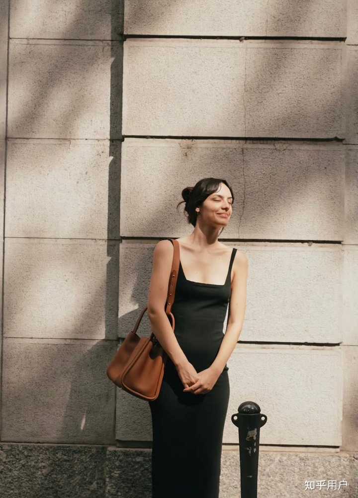 如何评价国产包品牌崧Songmont？质量与设计感如何？ - 知乎