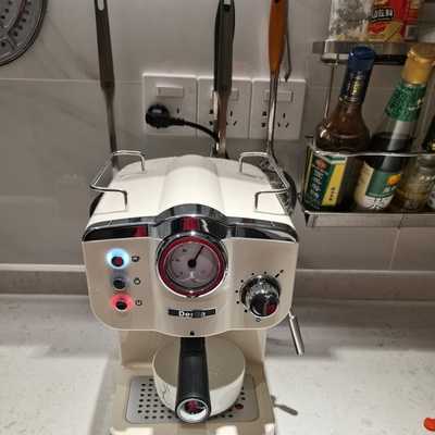 derlla咖啡机怎么样？某宝上很多的，还有磨豆机？ - 知乎