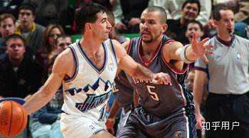 NBA 90 年代被提及的「非法防守」和「hand-check」是什么意思？它们被取消的原因是什么？ - 知乎