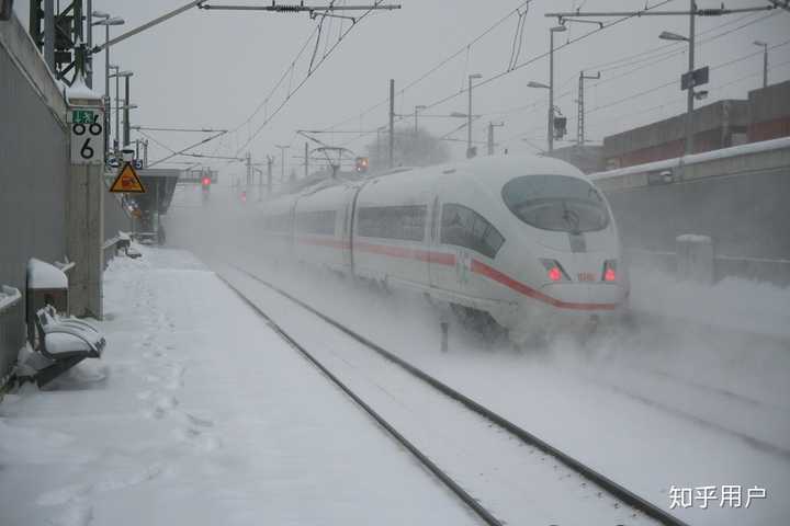 如何详细地评价CR400AF、CR400BF和CRH380A、CRH380B这四款动车组？ - 知乎