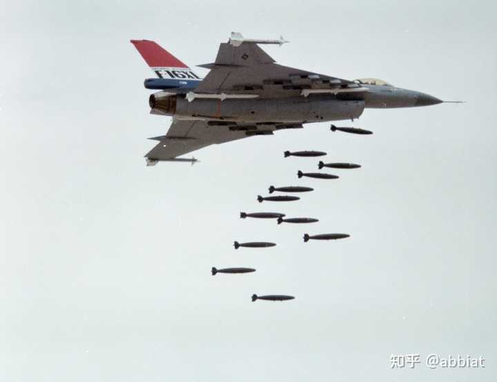 如何评价F-16XL(F-16战斗机的衍生机型)? - 知乎