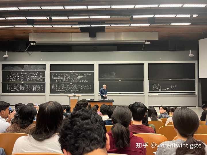 Gilbert Strang授完最后一课，如何评价其奉献给教育事业的一生？ - 知乎