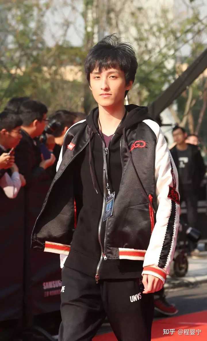 为什么《DOTA2》选手 AME 关注度这么高？ - 知乎