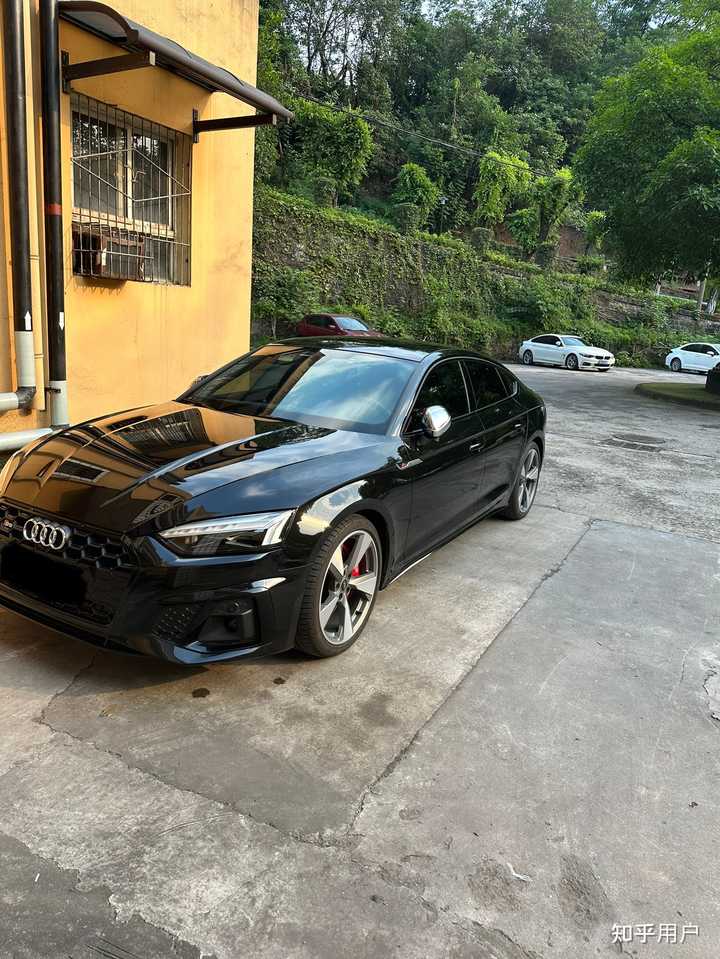 奥迪 s4 和 a4 的配置区别是什么？ - 知乎