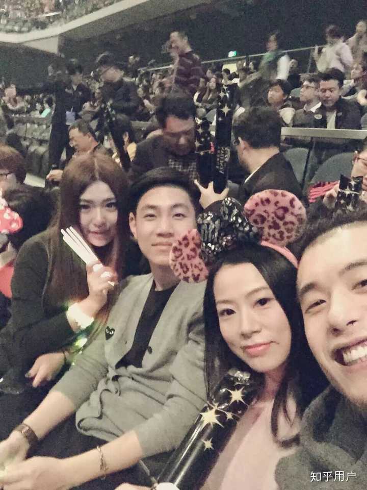 如何看待陈奕迅新专辑Eason and the duo band？ - 知乎