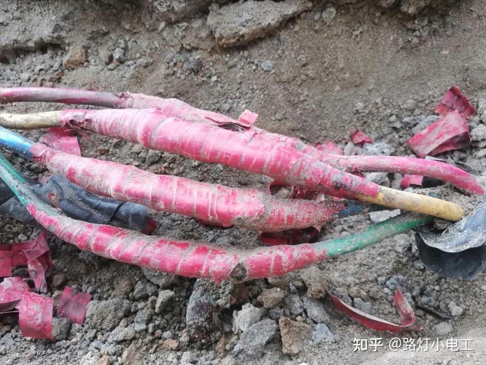 解读标准CJJ 89-2012中关于路灯电缆和接头的要求 - 知乎