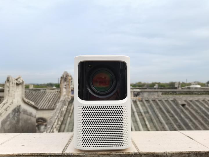 哈趣K1 Pro投影仪评测体验：最高亮度的千元投影仪，开机快速无广告 - 知乎