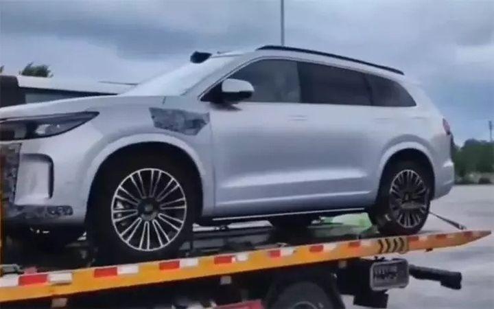 预装华为ADS2.0高阶智能驾驶系统 AITO问界M7智驾版真车谍照曝光 - 知乎