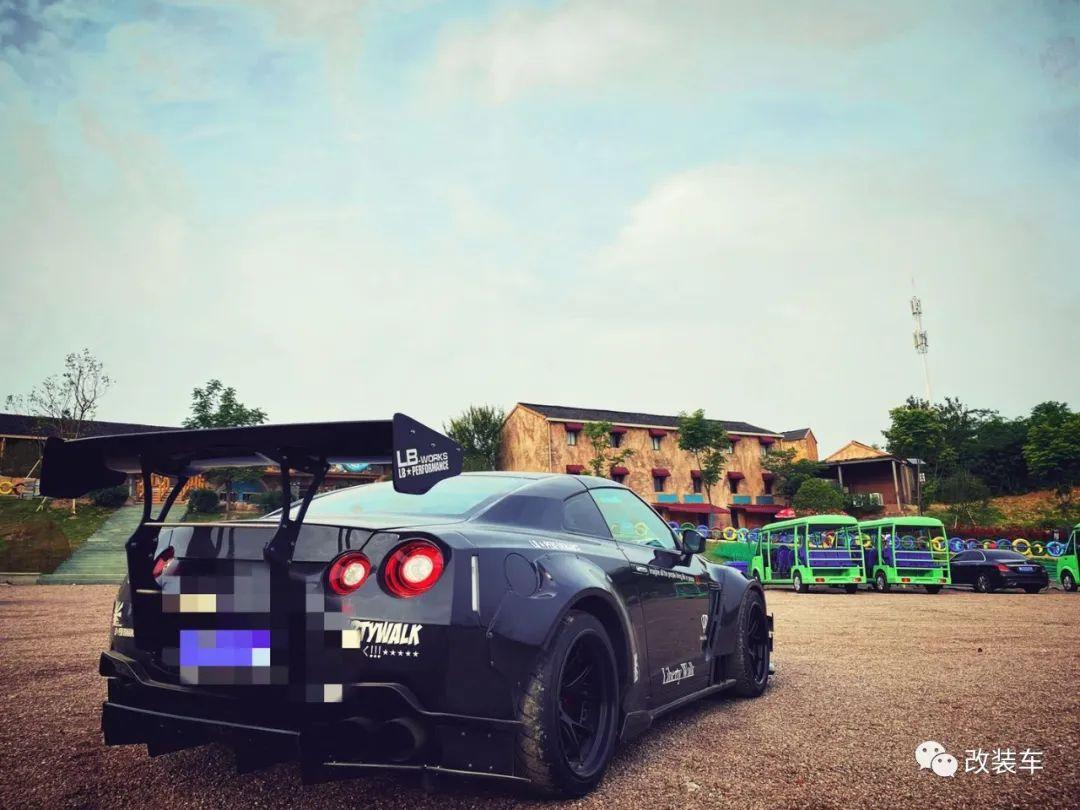 从R34到R35的信仰传承，GT-R R35上身LB宽体套件 - 知乎
