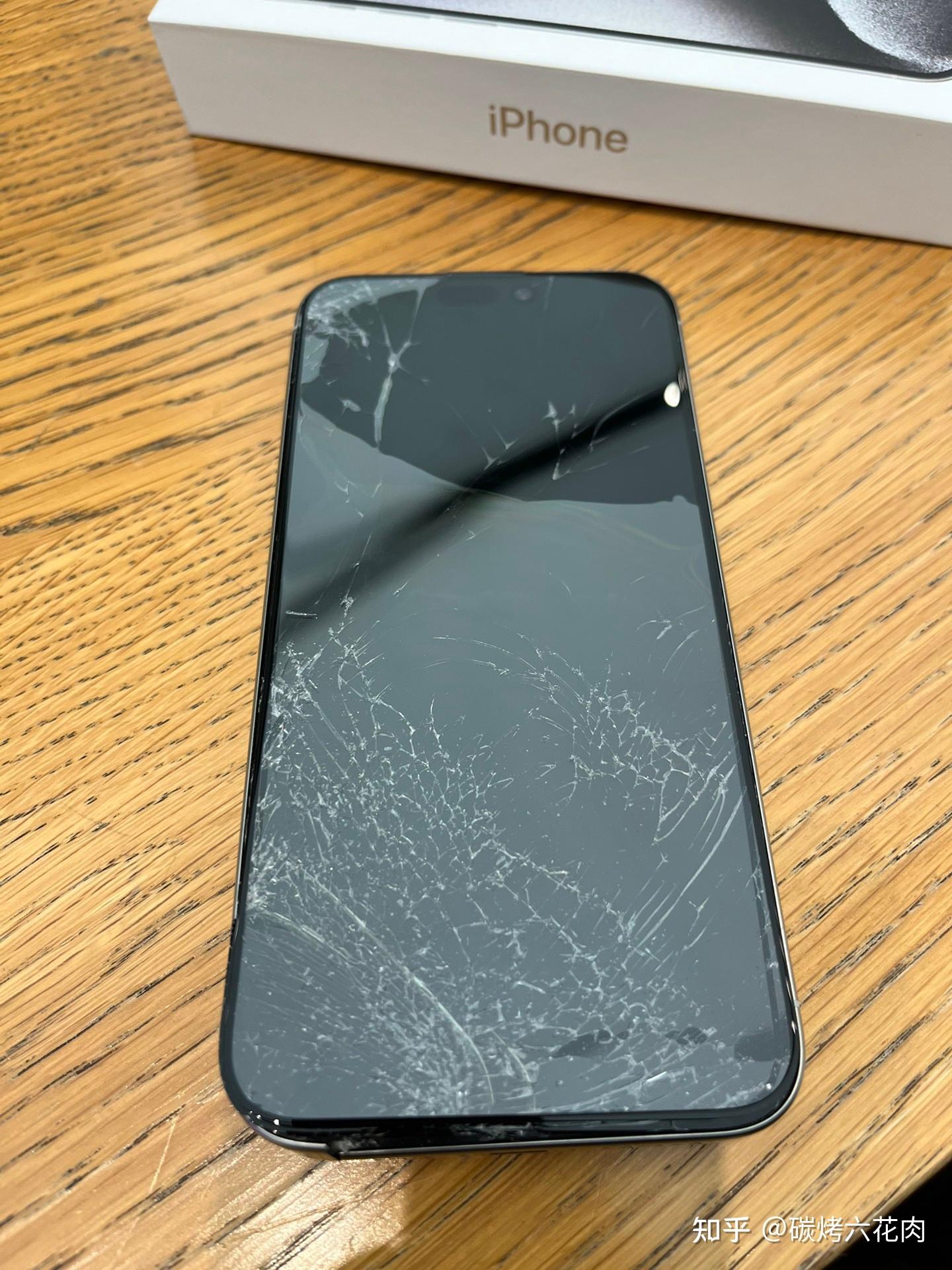iPhone 15 Pro Max 无AC+ 高楼坠落严重损坏 直营店返厂维修记录
