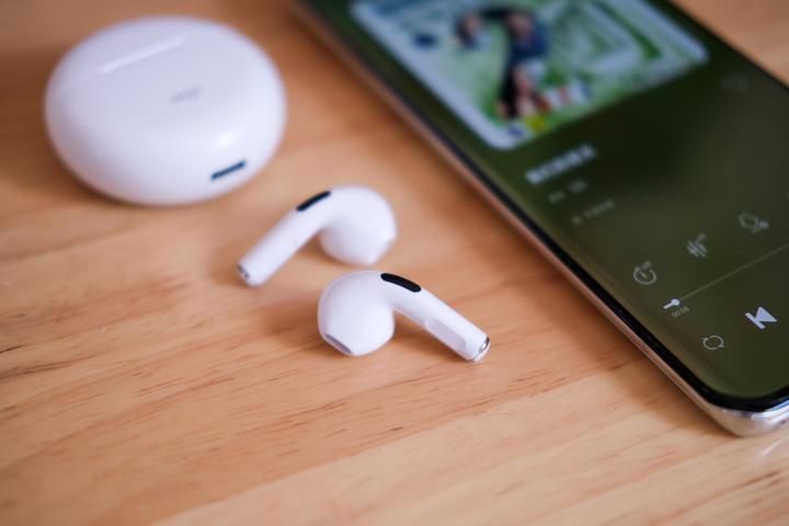 不只是听个响，仅65元，aigo真无线蓝牙耳机T16开箱测评 - 知乎