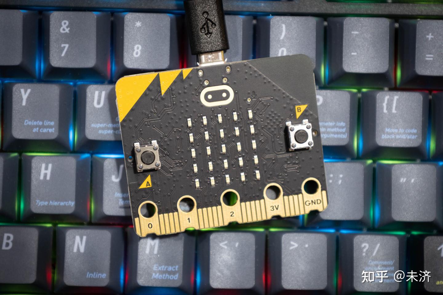什么是 micro:bit？如何入门 micro:bit？ - 知乎