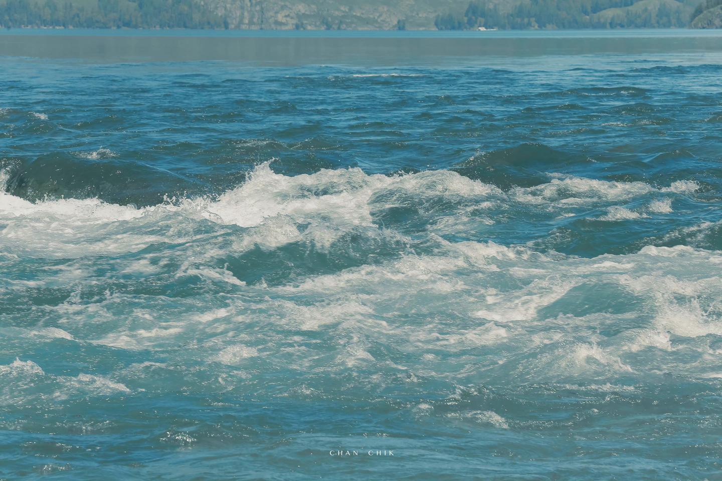 让人用了很久的电脑壁纸？ - 知乎