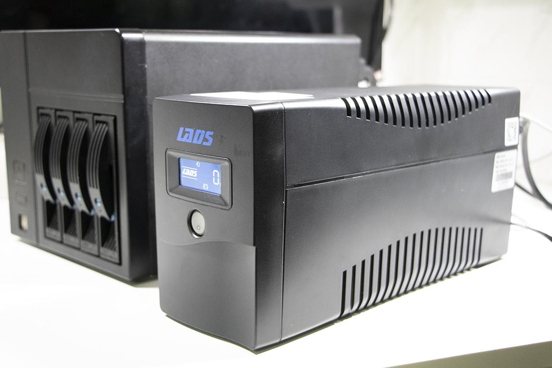 你的NAS需要配UPS吗？我入了一台便宜的UPS，来说说使用感受~ - 知乎