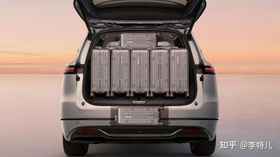 大6座SUV之争：深蓝S09和问界M8到底该咋选 - 知乎