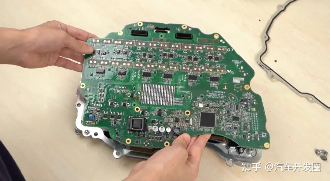 拆解Tesla Model 3逆变器：简洁即最优 - 知乎