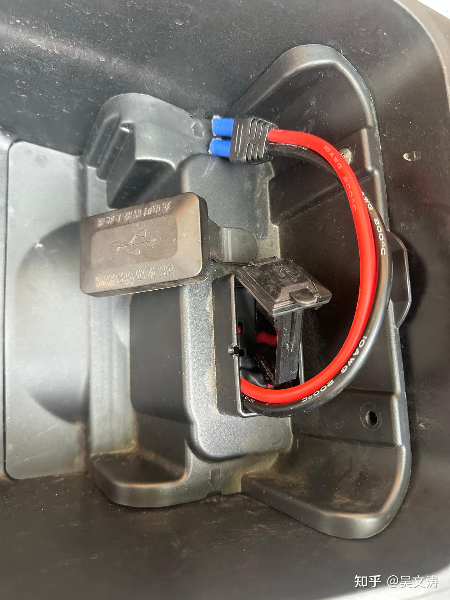 豪爵UHR150蓄电瓶外接EC5应急启动接头 - 知乎