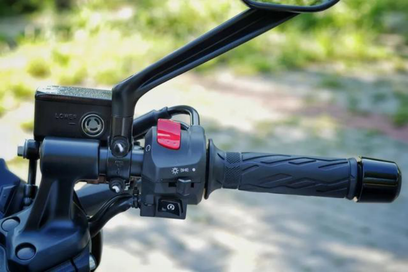 让一众媒体老师“翻车”的豪爵DR300怎么样？中国摩托车联合测评 - 知乎