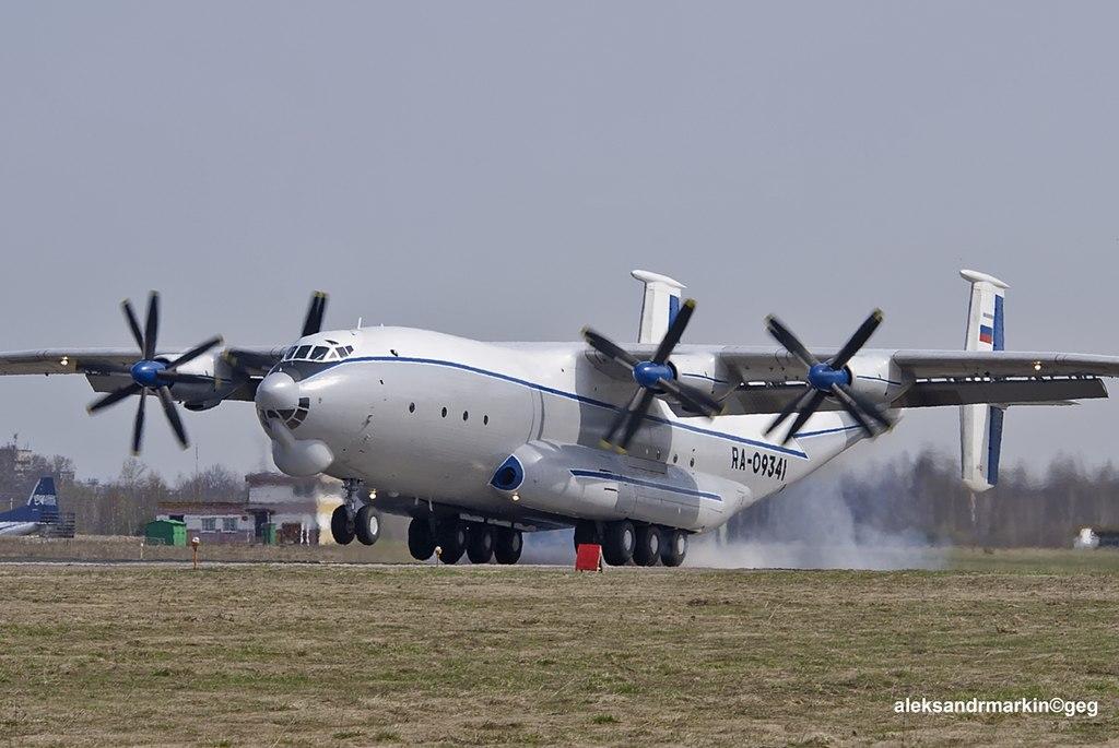 安东诺夫安-22 / Antonov An-22 / Ан-22（第一部分：概述、设计开发历程、构造）- 中英俄文维基百科词条融合，由辽观搬运 ...