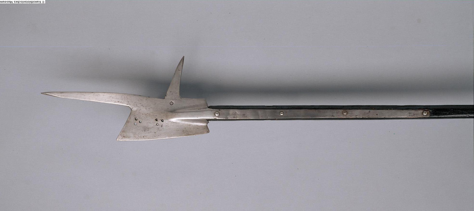 请教欧式戟的应用场景（glaives、halberd都请讲一下）。看了好多回答总感觉戟不伦不类？ - 知乎