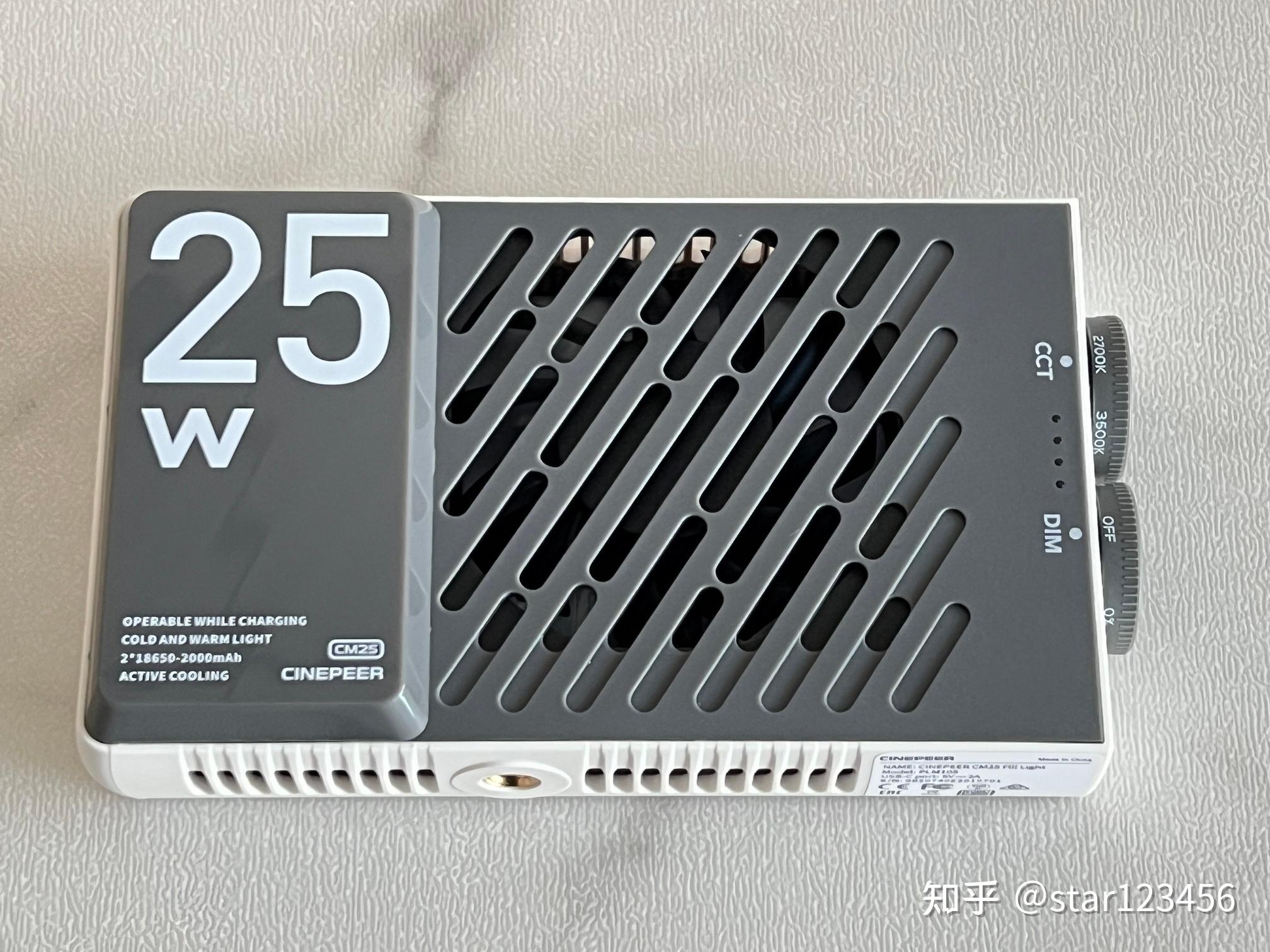 智云CM25补光灯开箱体验