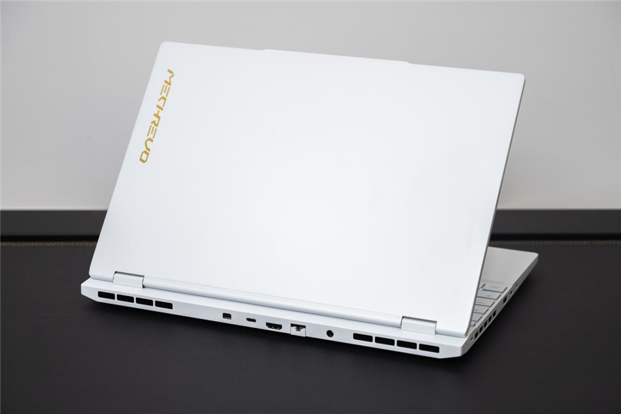 机械革命翼龙15 Pro测评：长江存储PC41Q加持，高性能与高颜值全都要！ - 知乎