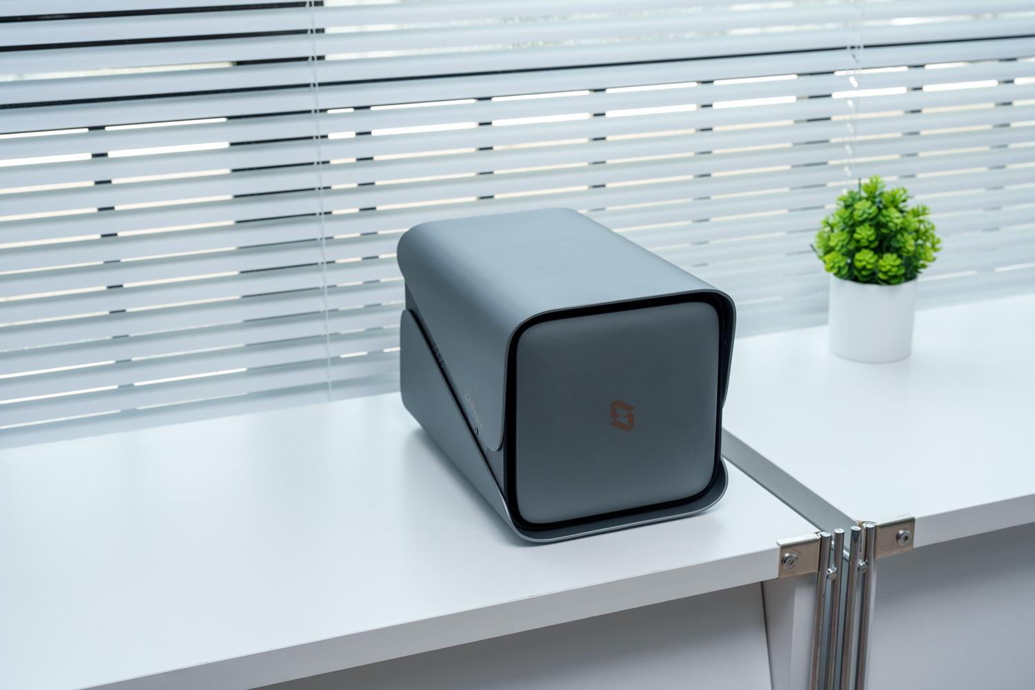 新系统，新体验，聊下焕“芯”升级的极空间Z4Pro+系列，附选购指南 - 知乎