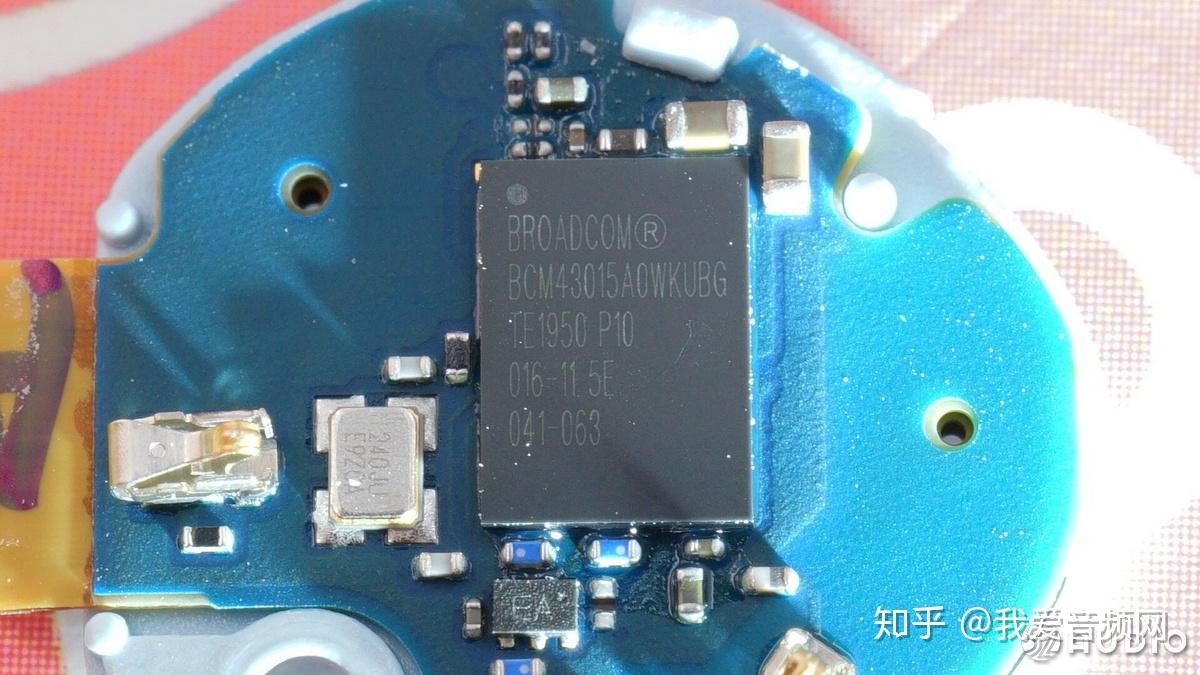 无线充电成TWS标配功能，13款热门耳机产品拆解汇总！ - 知乎