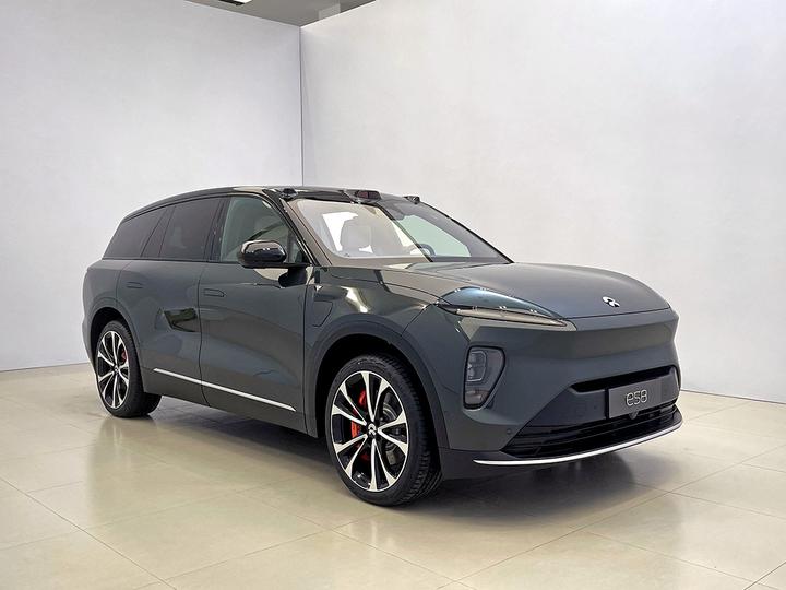 实拍全新ES8和EC7，全新家族设计，多种版本可选 - 知乎