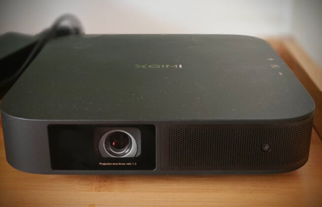 极米NEW Z6X（极米NEWZ6X投影仪）怎么样？使用半年后优缺点评测 - 知乎