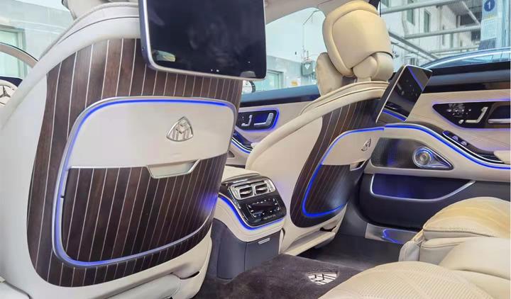 21款迈巴赫S480改装S680更换竖纹核桃木实木内饰板 提升内饰整体效果 - 知乎