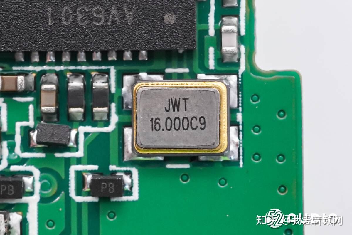 雷蛇旋风黑鲨V2专业版拆解，RAZER HYPERSPEED无线技术，稳定连接快速响应 - 知乎