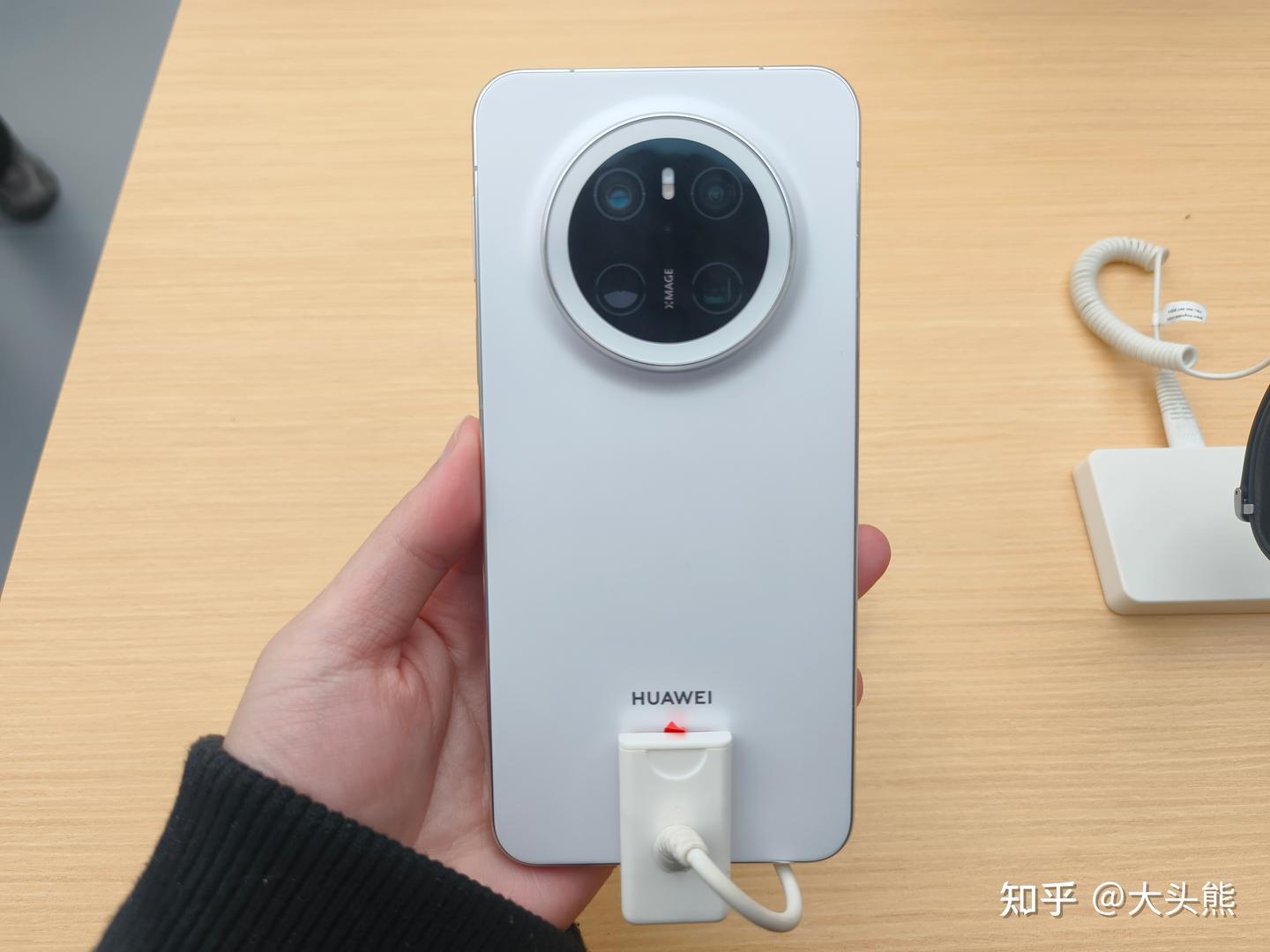 华为mate70与华为p70之间选择哪款手机呢？详细配置分析 - 知乎