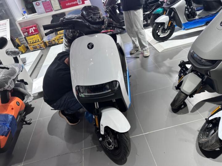 九号e80c电动车（九号电动摩托车E80C）怎么样？体验八天优缺点评测 - 知乎