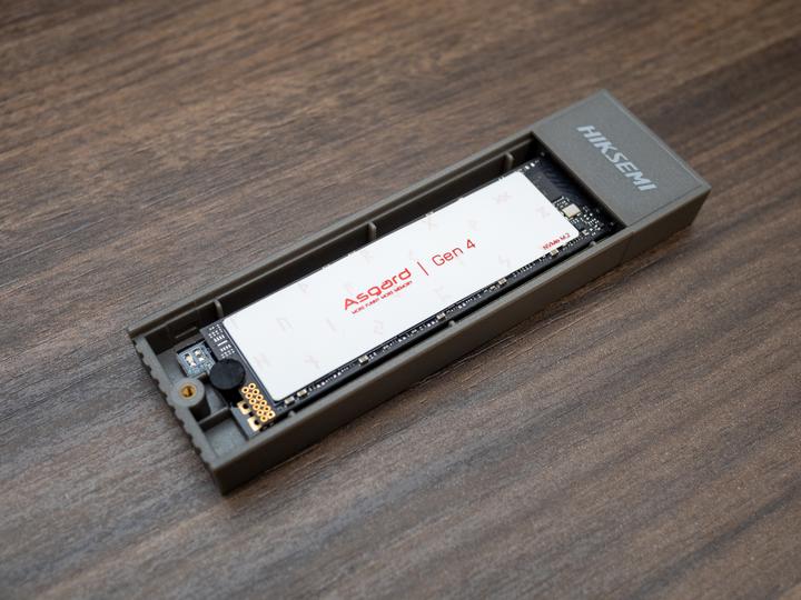 教你做个移动游戏硬盘，阿斯加特AN4+ 2TB价格盒子成本不到600元 - 知乎