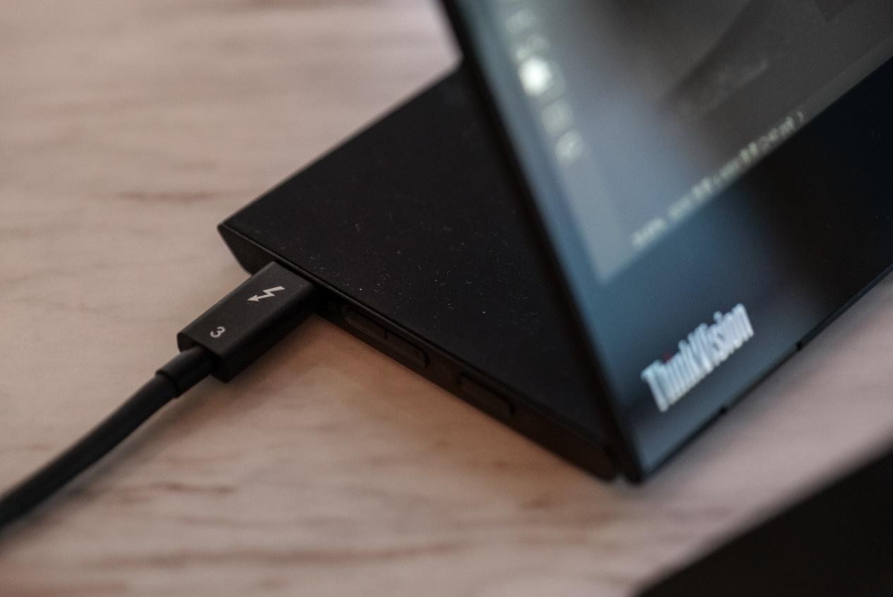 这个便携显示器还能画画 — ThinkVision M14t 评测（设计与体验部分） - 知乎