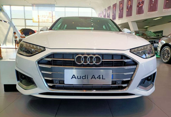 奥迪A4L又成功了！从30.58万元跌至24.62万，10月份卖了14471辆 - 知乎