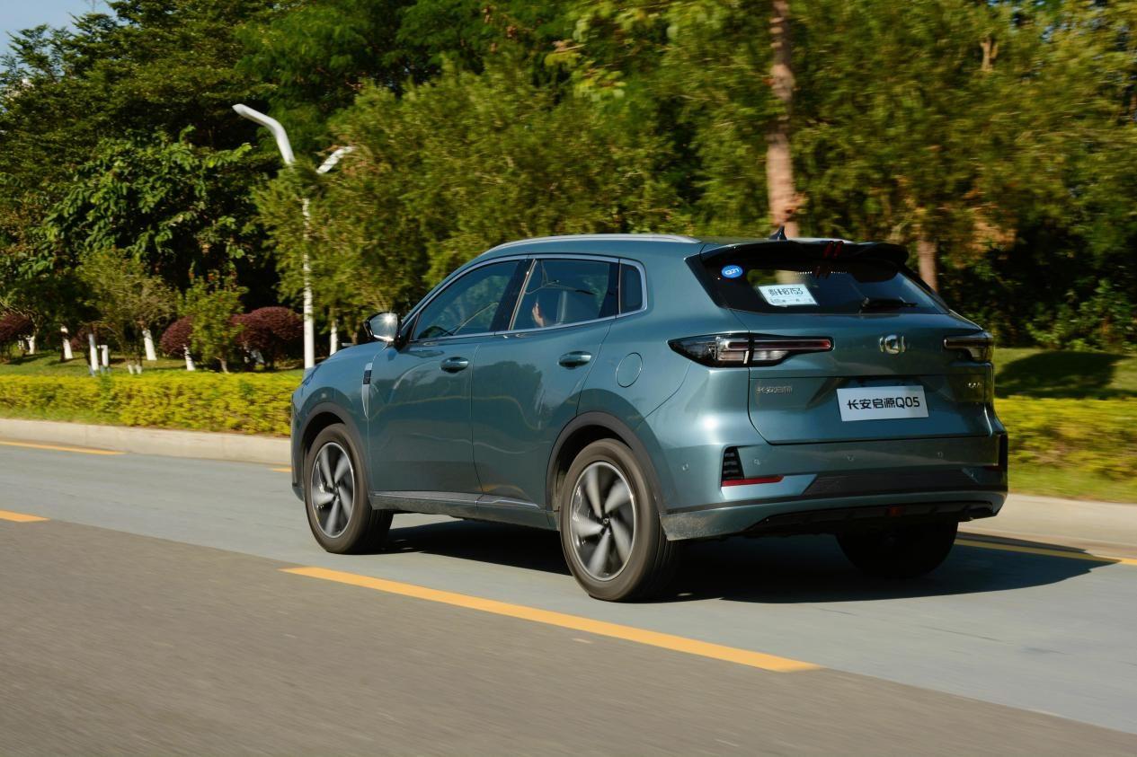 试驾官丨评测长安启源Q05＆A06，长安“混”出头了！ - 知乎