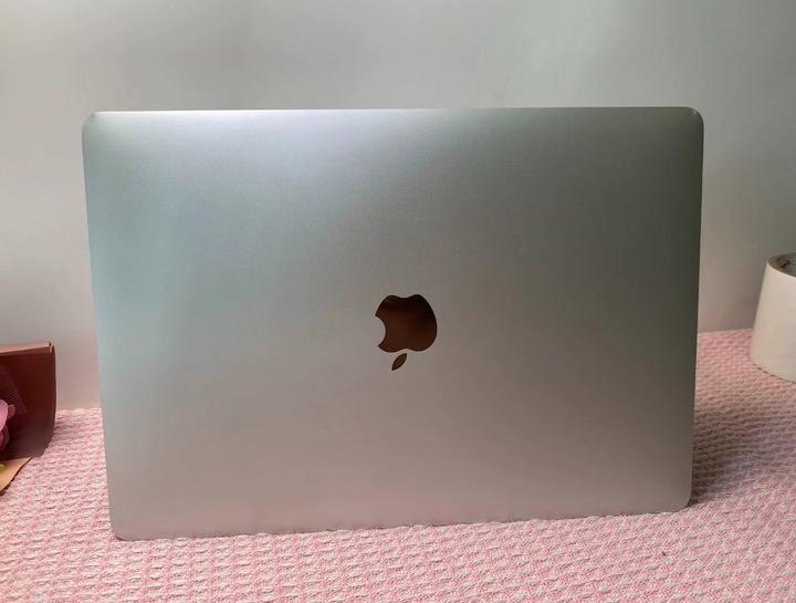 950元的苹果Macbook Pro，2K高清屏+雷电3接口，性能不孬 - 知乎