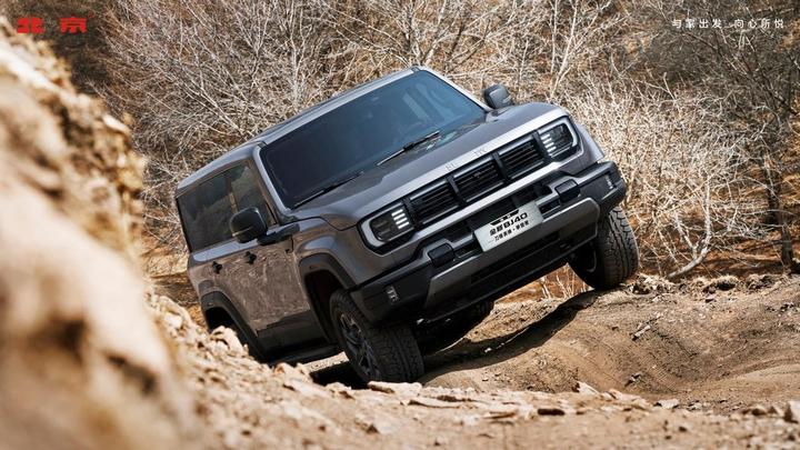 极限越野传奇再续，全新BJ40刀锋英雄版18.98万上市 - 知乎