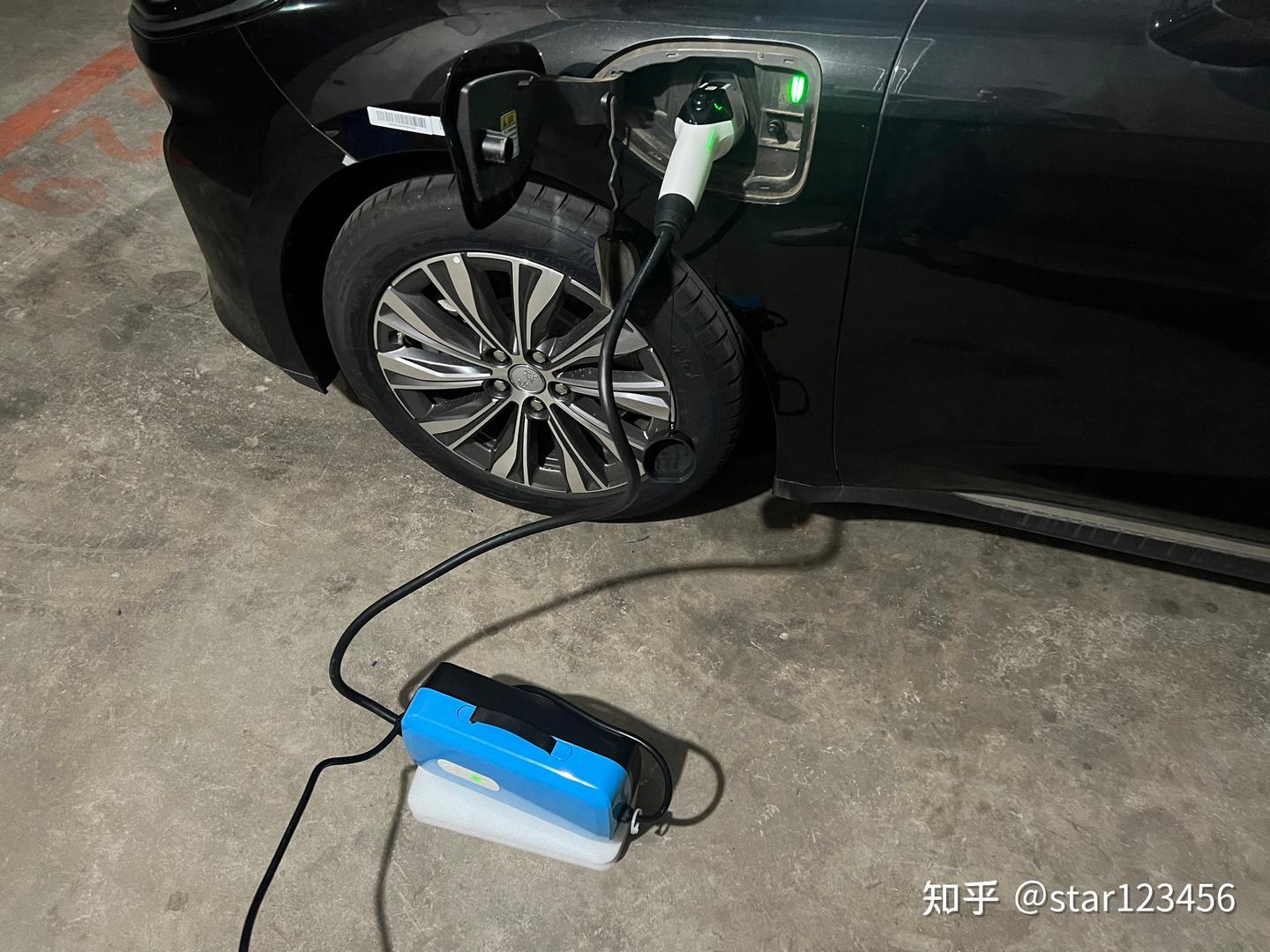 不到10万元，五折购买620公里续航的红旗E-QM5香不香 - 知乎